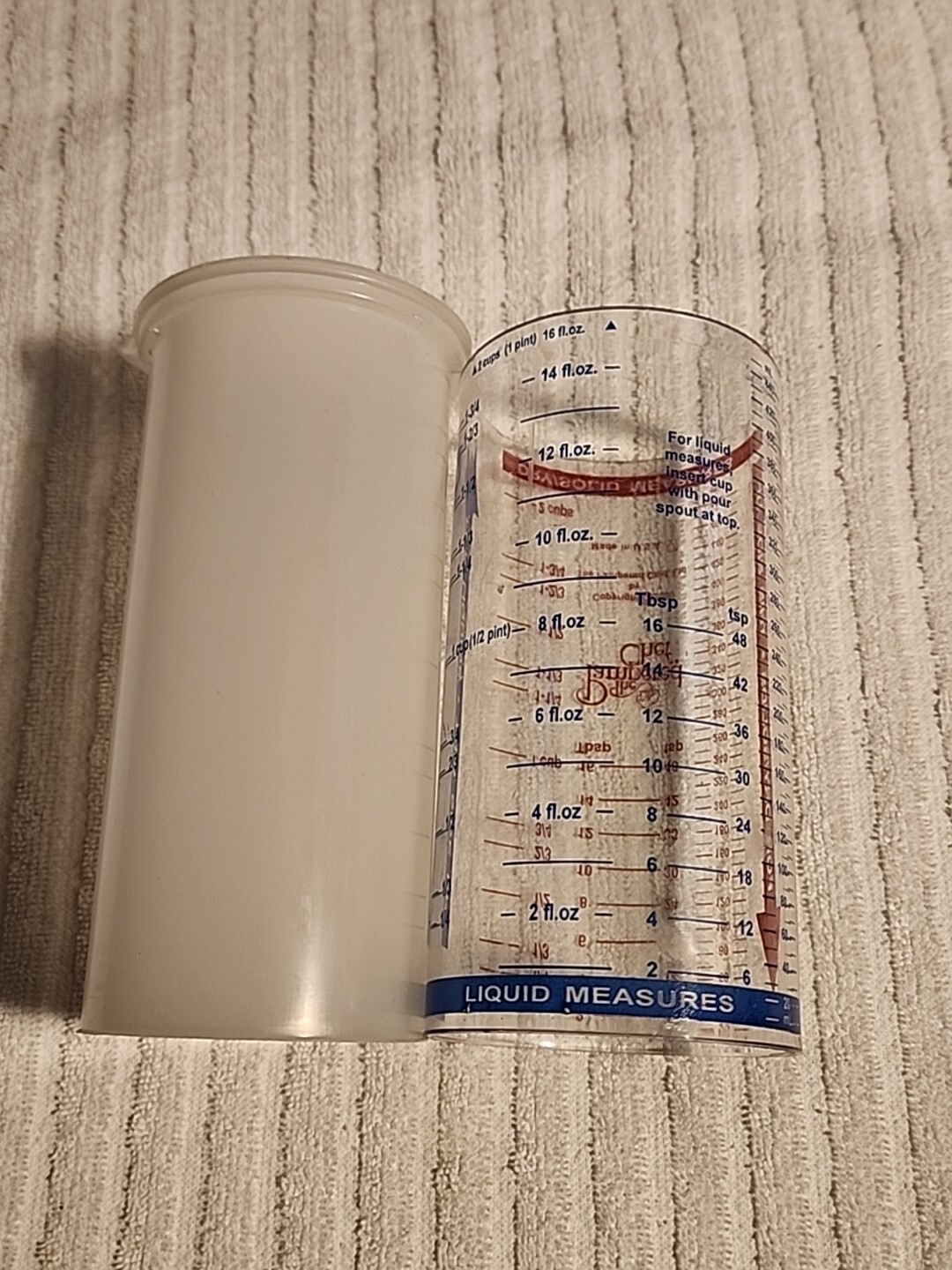 PAMPERED CHEF Slide Adjustable Wet / Dry MEASURING CUP 2 Cup Push Tube ...