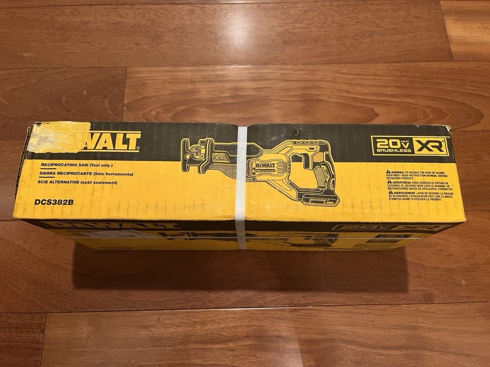 DEWALT DCS382B 20V MAX XR Li-ion Brushless Cordless Reciprocating Saw w ...