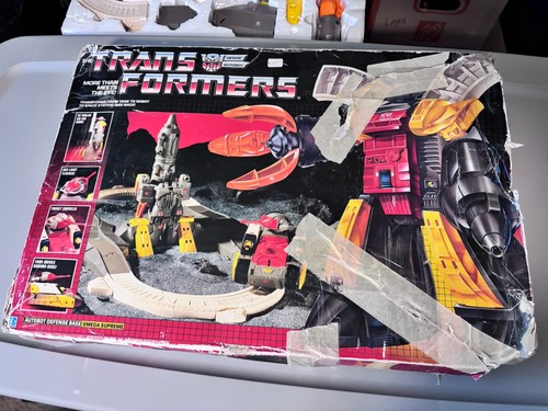 Transformers Classics Autobot Defense Base Omega Supreme 1985 ...