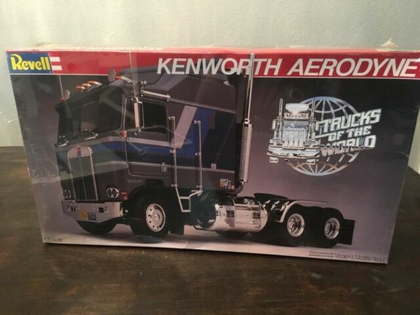 Awesome Revell Kenworth K100 Aerodyne Kit # 7413 1/25 Scale Plastic ...
