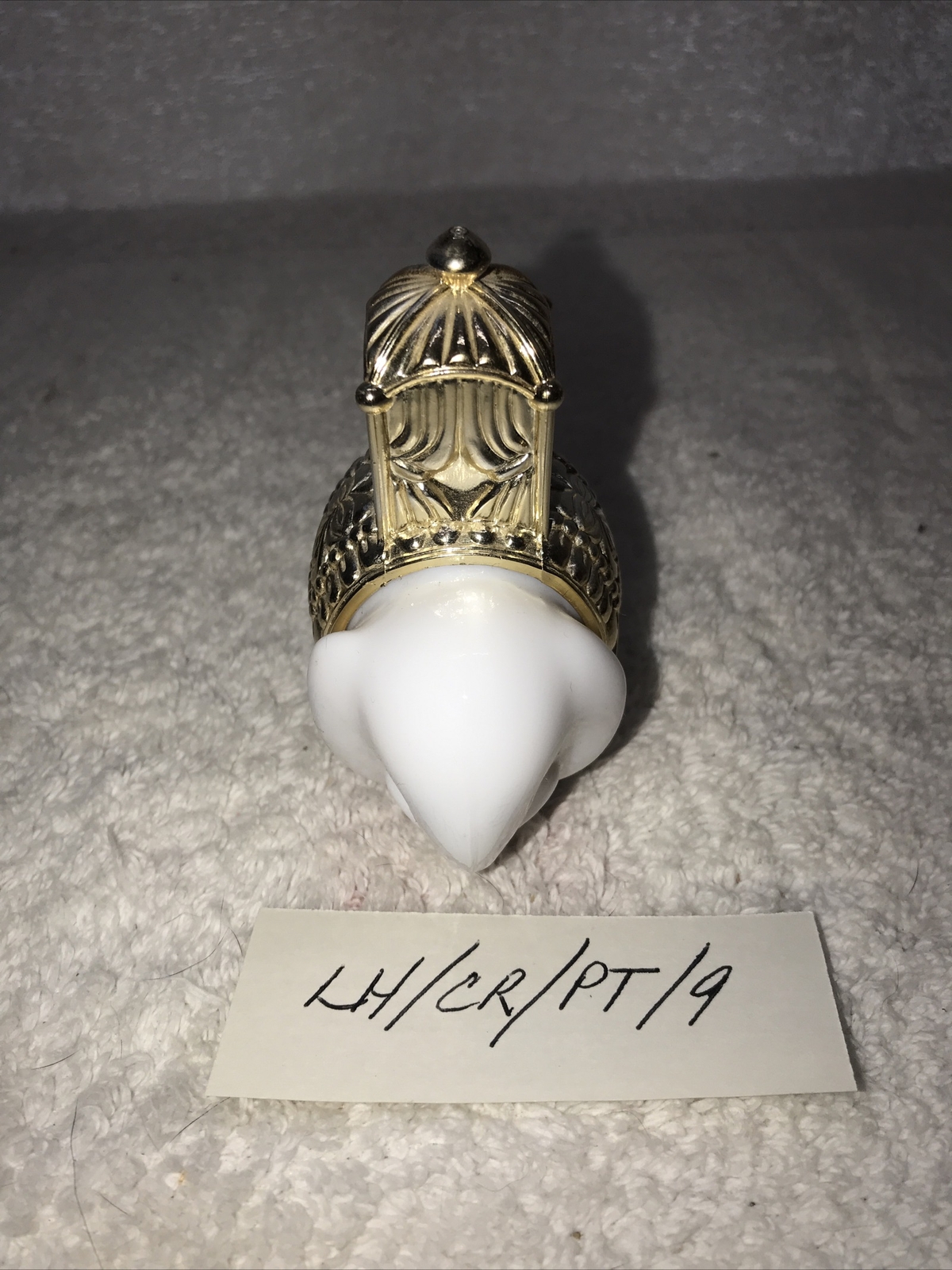 Vintage Avon White Royal Elephant Topaz Cologne. 32287 still full no ...