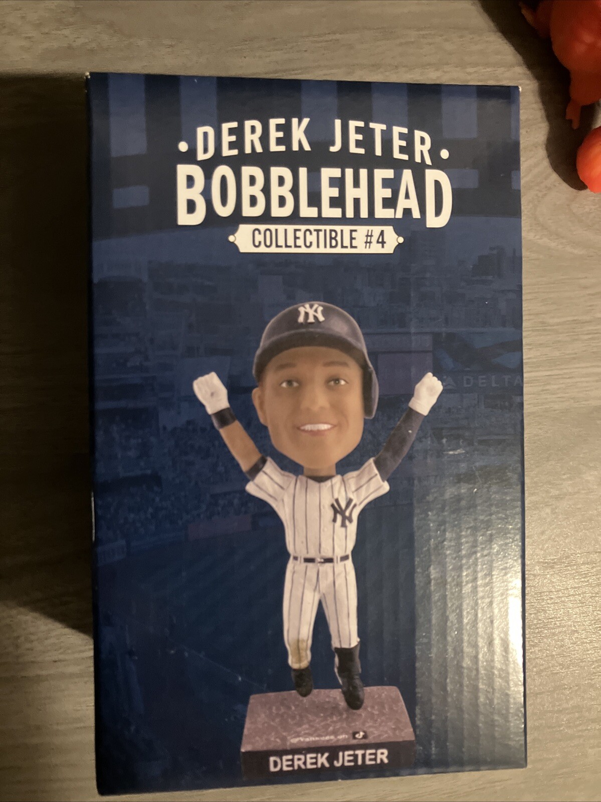 Derek Jeter Final Hit Bobblehead SGA 9/25/24 Yankees 10 Yr Anniversary ...