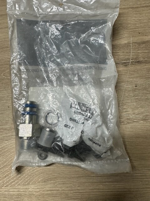 2512772c92 international - KIT TURBO SUPPLY LINE FITTINGS for sale ...