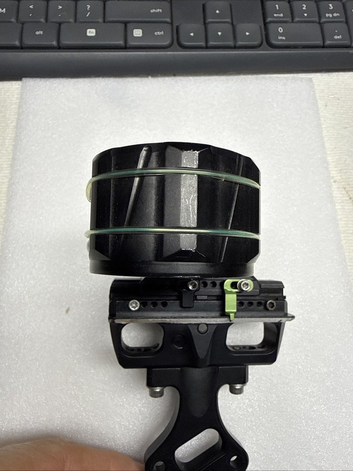 AXCEL AccuHunter Slider Bow Sight / AV Hunter | eBay
