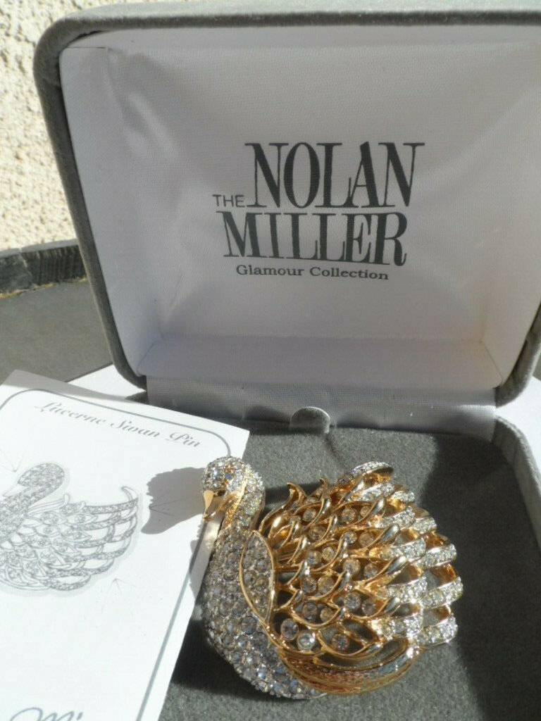 Vintage the NOLAN MILLER Glamour Collection Brooch LU… - Gem