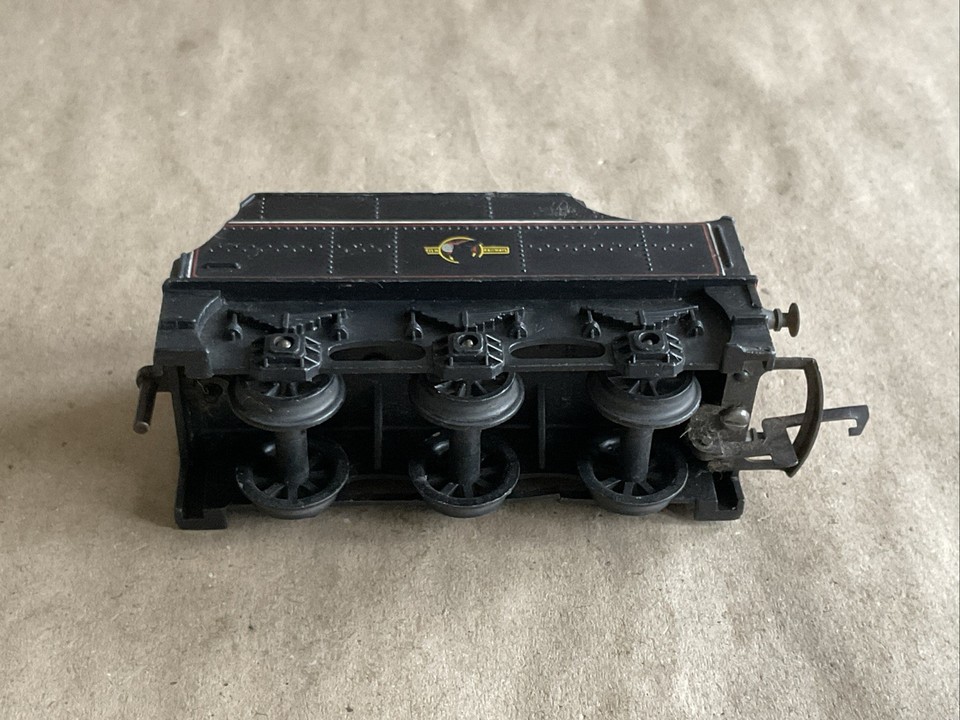 Hornby Triang Class 3F BR Black Loco No. 43775 & Tender - OO Gauge ...