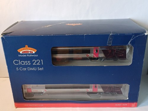 Bachmann 32-628 Class 221 Super Voyager 5 car DMU 221135, Cross Country ...