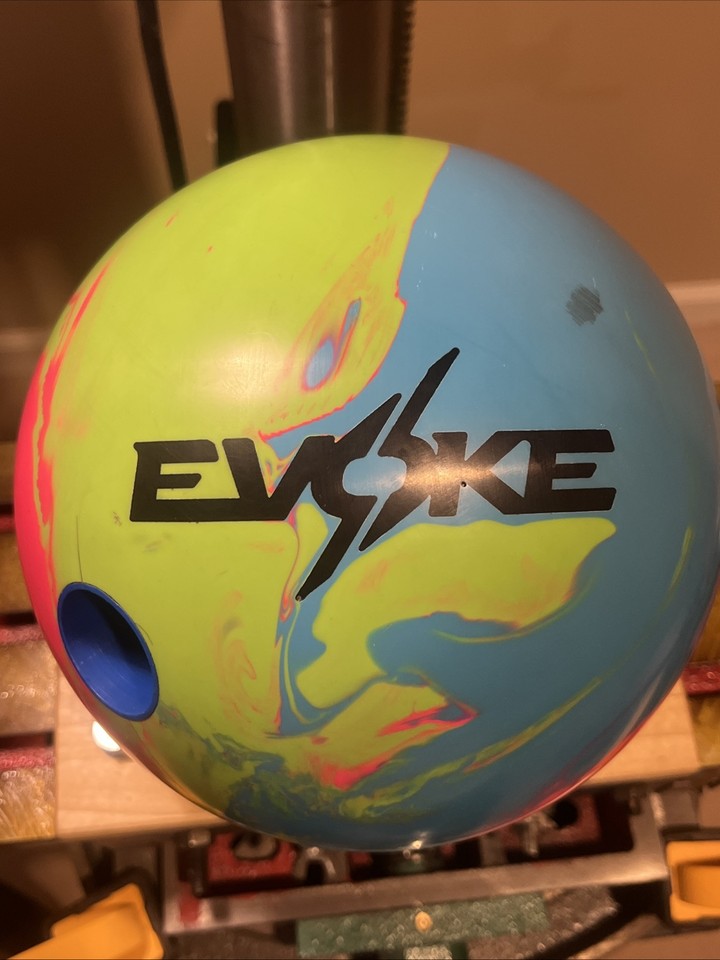 Motiv Evoke Bowling Ball #15 Used. Really Good Condition 20-30 Games Max | eBay