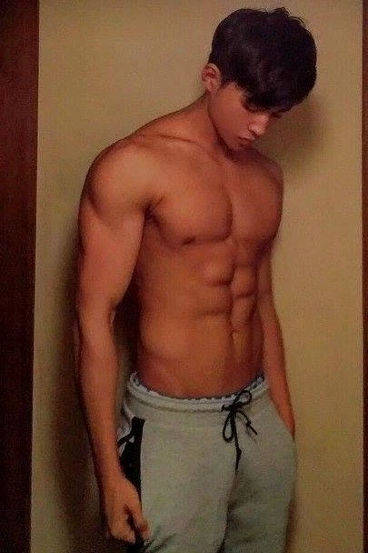Ulzzang Guys Abs
