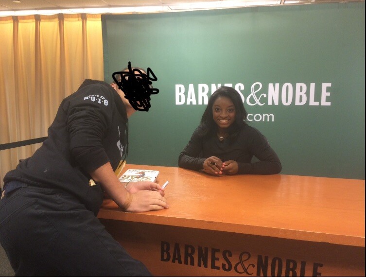 Simone biles SIGNED Book W/proof Courage To Soar AUTOGRAPHED olympics ...