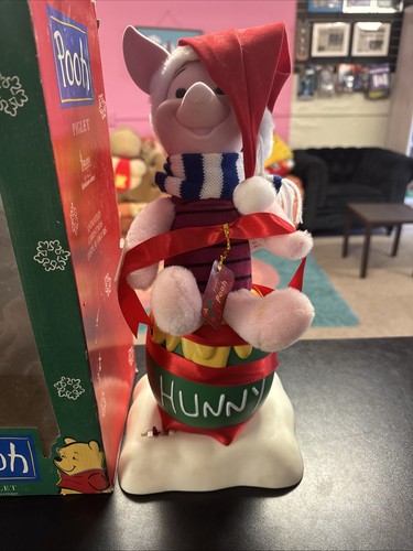 Disney Telco VTG Motion-Ettes Winnie the Pooh Piglet Animated Christmas ...