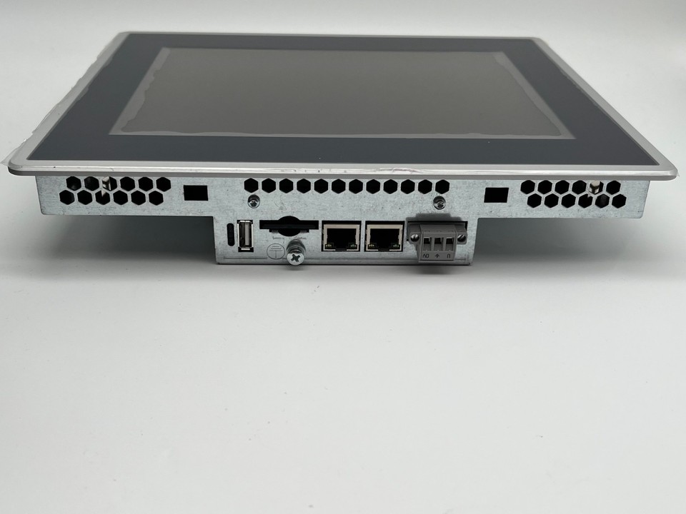 Lenze Controller P300 P30GAH40300F3G0XXX-02S3C014000 TI AM387x 800MHZ ...