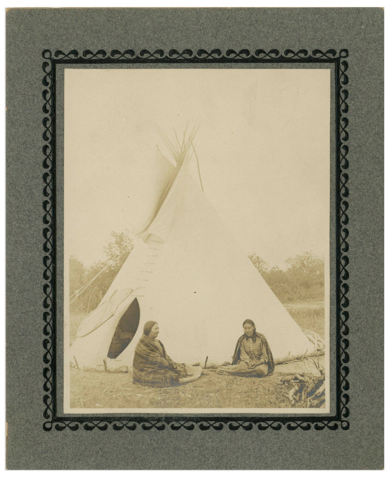 Teepe 19th C Cabinet Photo of Two Native American Women | eBay