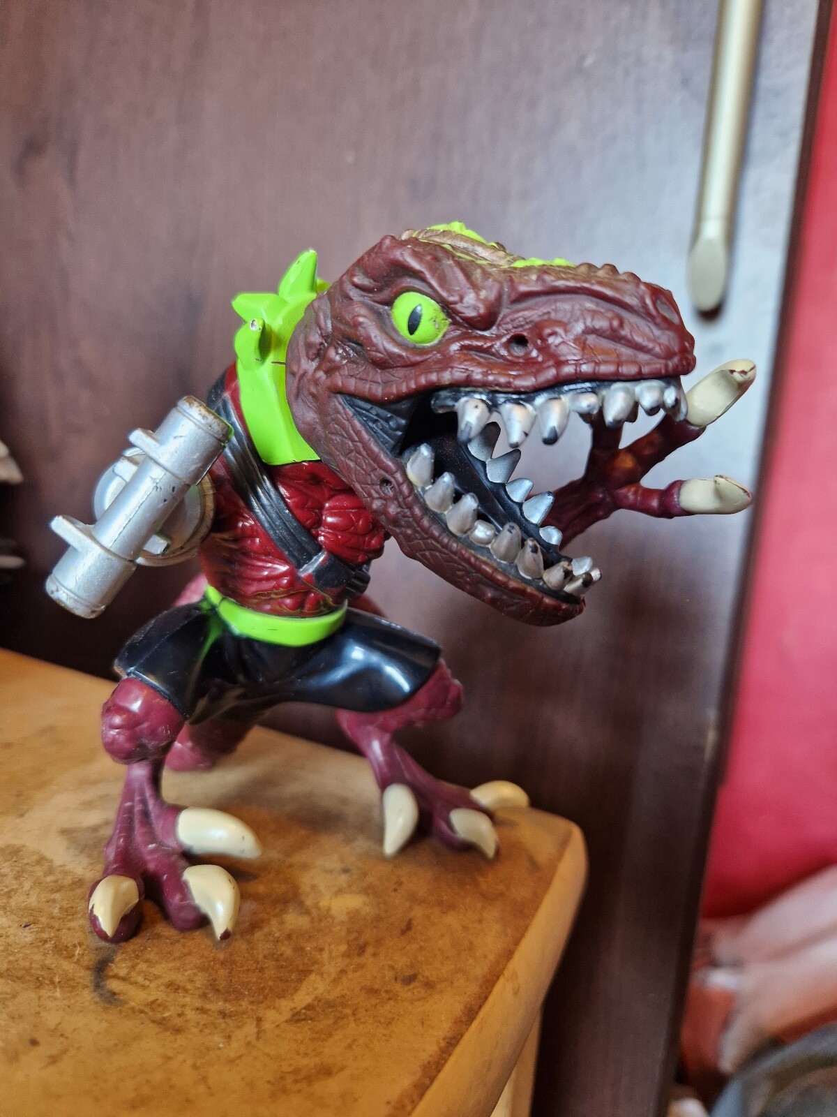 Extreme Dinosaurs Bad Rap Toy