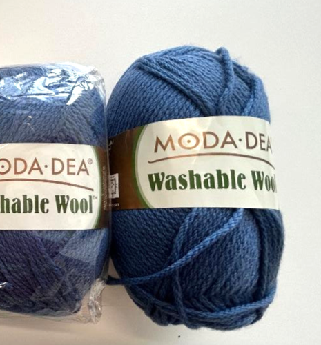 NWT Moda Dea Washable Wool Yarn Skein Blue Color 4441 Lake Merino Wool ...