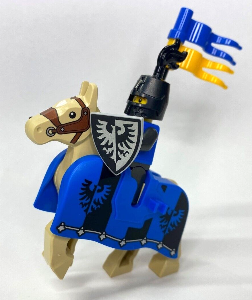 LEGO Castle - Black Falcon Knight Minifigure w/Horse & Barding - 10305 ...