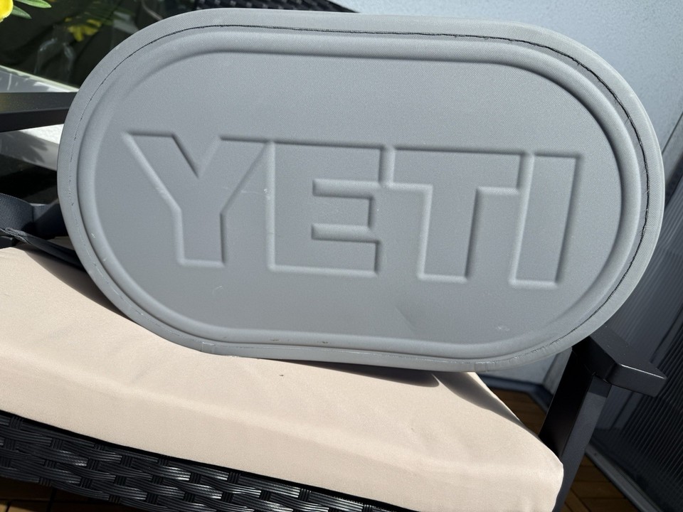 Yeti Magnet Bag Cooler Used Once Super Clean Hooper M30 | eBay