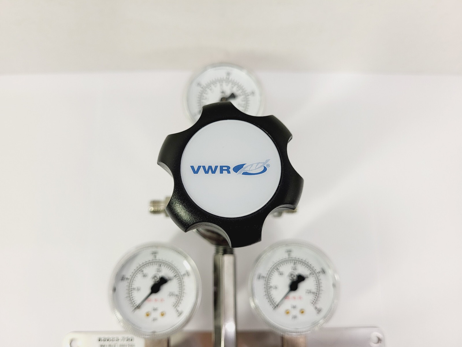 VWR SG-900 (82023-750) Semiautomatic Switchover Manifold Gas Regulator ...