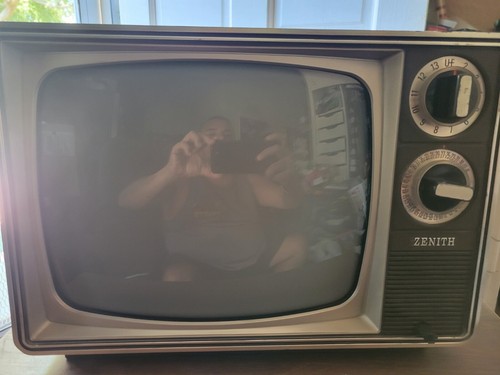 Zenith TV 13" Tube Television Retro Flip Knobs Vintage Working Black ...