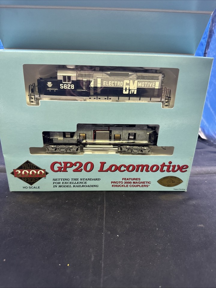 PROTO 2000 SERIES 8011 ~ HO SCALE GP20 LOCOMOTIVE ~ EMD #5628 GM ...