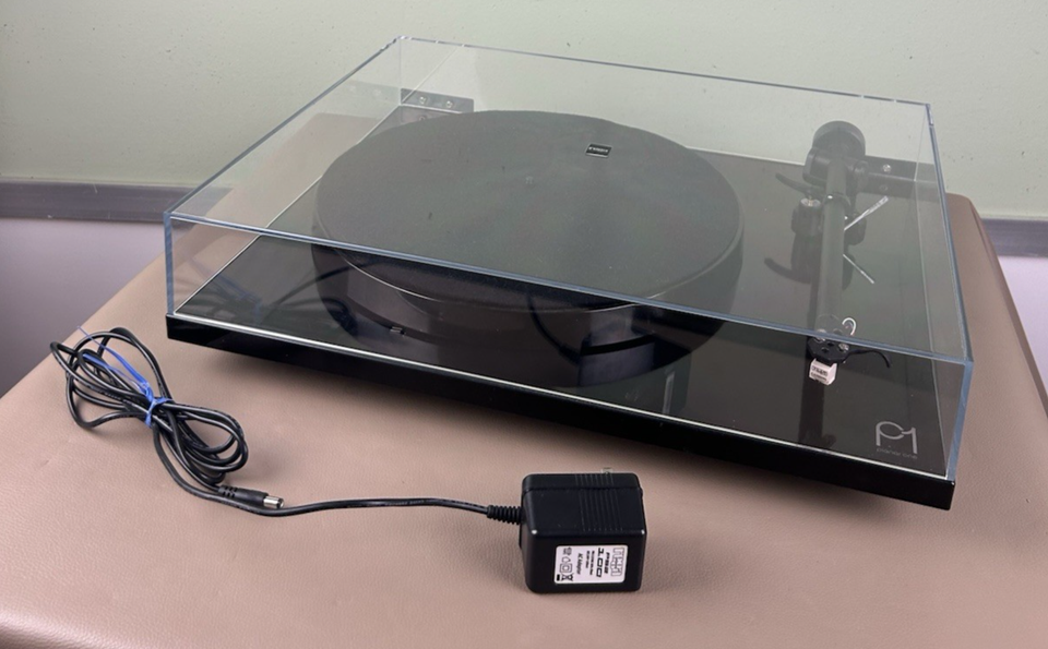 REGA PL1 BLACK TURNTABLE | eBay