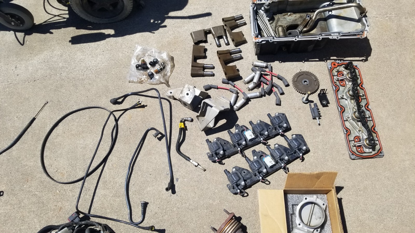 6.0 L76 Pontiac G8 GTS Misc. Engine parts..Coil Packs..ETC..ALOT SOLD ...