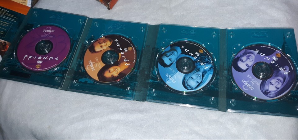Friends - The Complete Third Season (DVD, 2003, 4-Disc Set, Four Disc ...