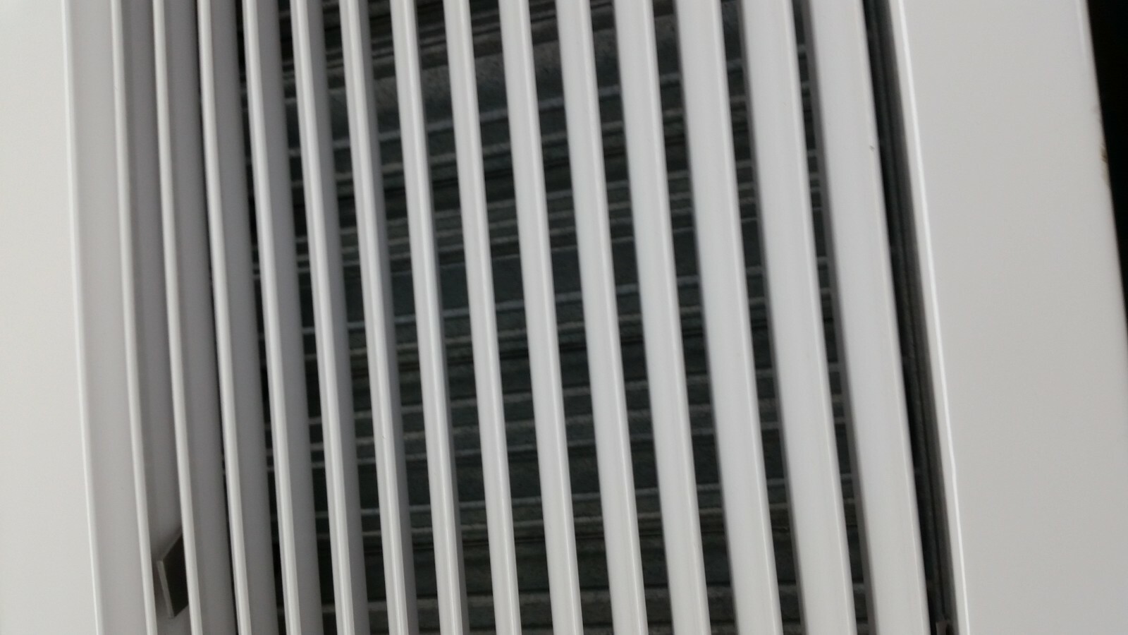 25RL Titus Steel Return Grille 30 Degree Deflection 1/2" blade spacing ...