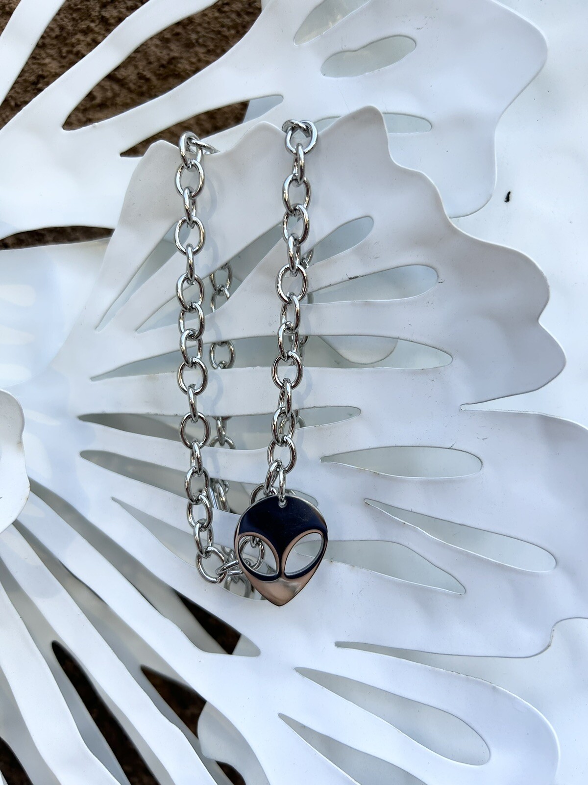 Aurora Jewelry Thick 18” Alloy Chain with Stainless Steel Alien Pendant | eBay