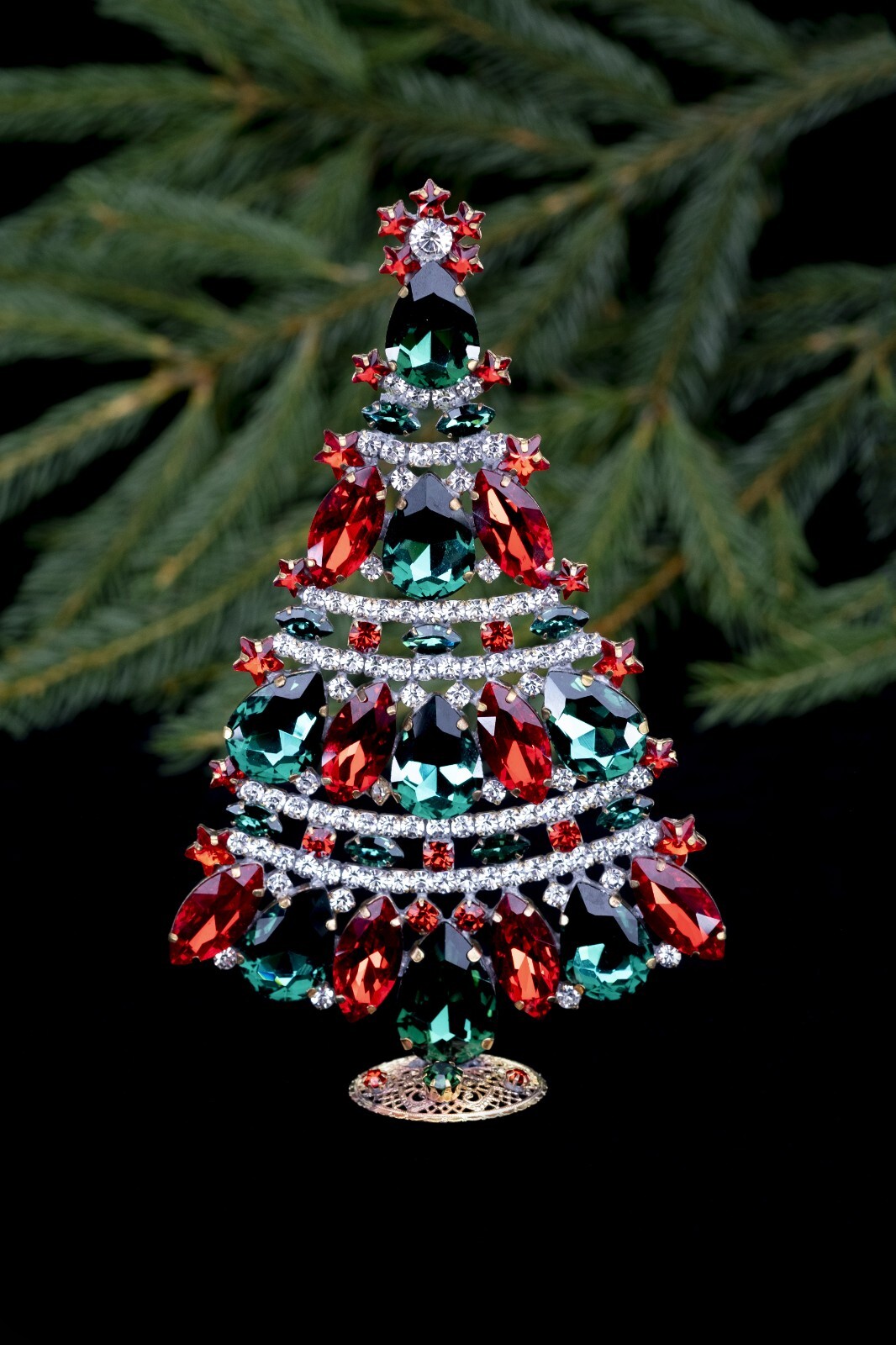 Meticulous Christmas Tree (Christmas colors), glass ornaments, Xmas | eBay