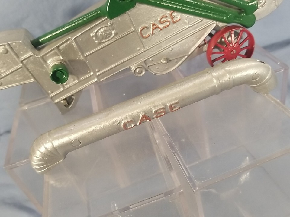 Vintage 1/32 Case Thresher Threshing Machine Die Cast - Silver Green ...