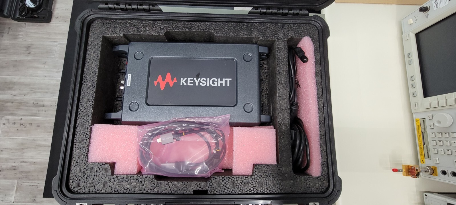 Keysight Streamline P5004A 9 KHz - 20 GHz USB VNA with HW, SW Opts. | eBay