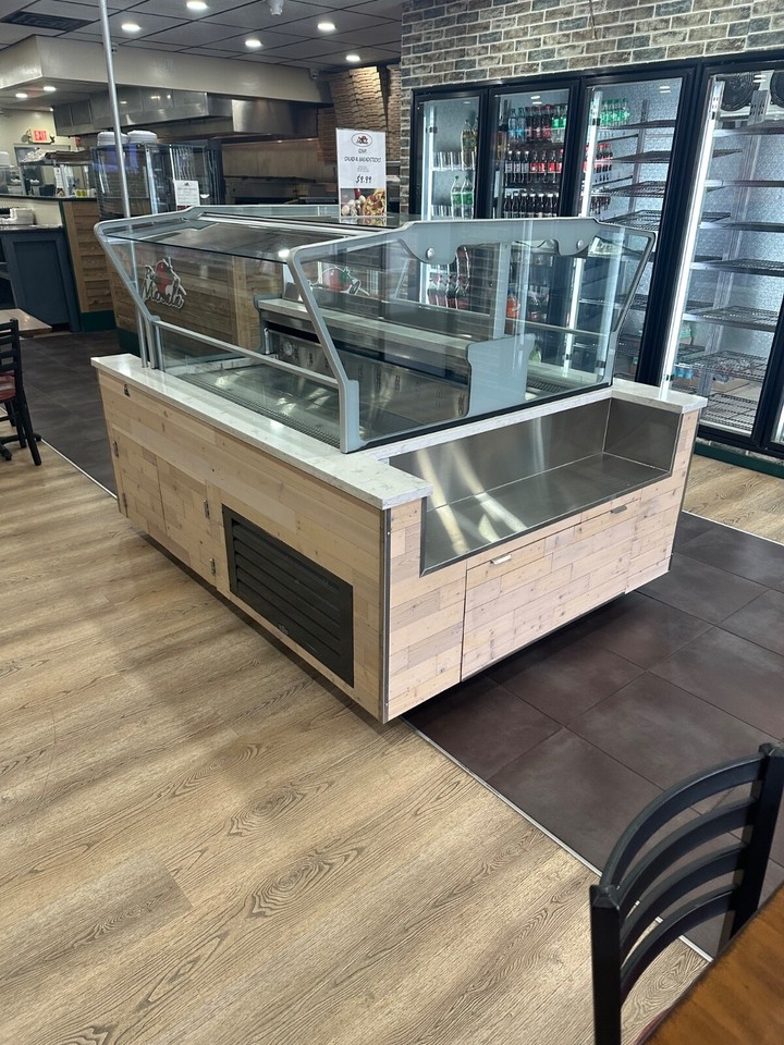REFRIGERATED LIGHTED COLD /SALAD BUFFET BAR STATION DOUBLE SIDED SNEEZE ...