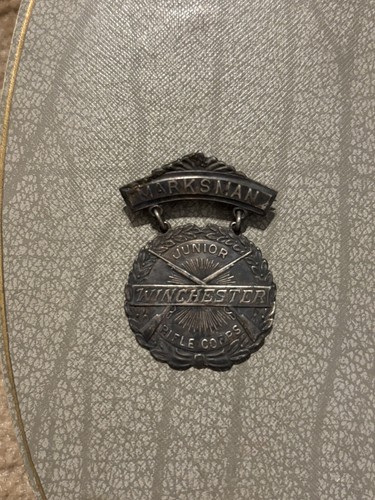 Winchester Junior Rifle Corps Pro Marksman Badge | eBay