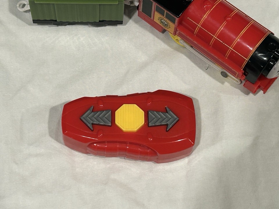 Thomas & Friends Trackmaster Remote Control R/C Victor 2013 Working ...