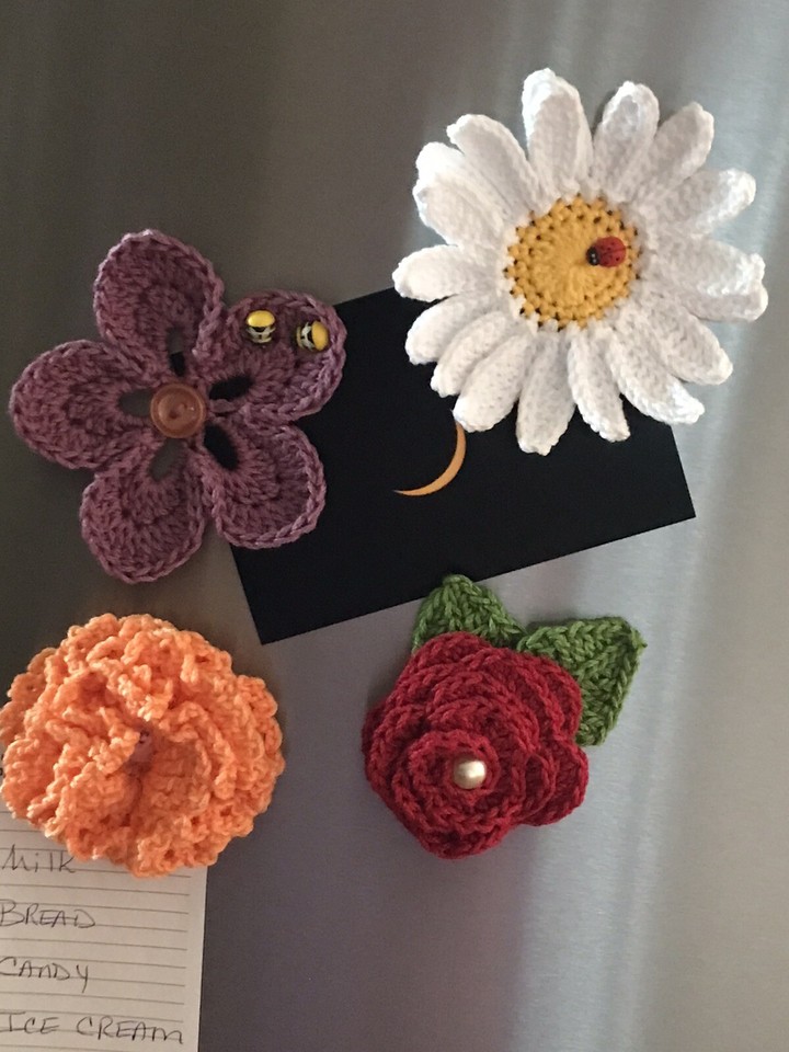 Hand Crocheted Flower Refrigerator Magnets Set w/Crochet Gift Bag🌺USA ...