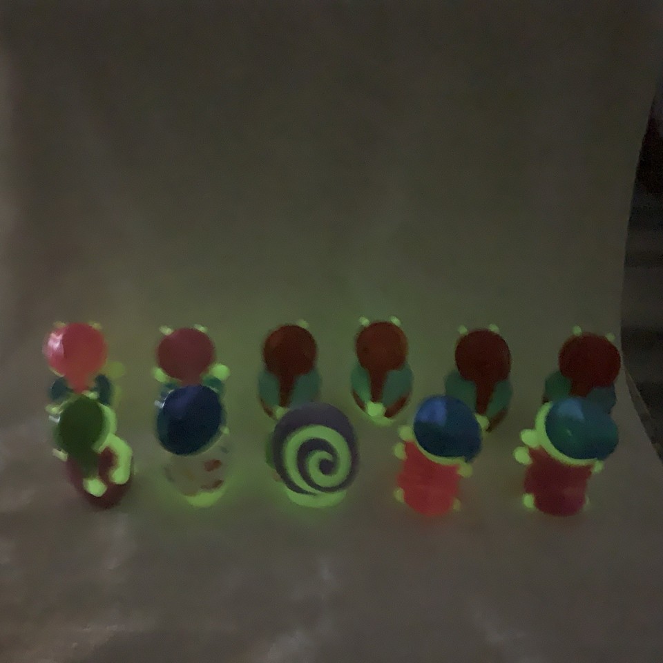 11 Vintage Playskool Glo Worm Friends Glow Bug Toy Lot of 11 Finger ...