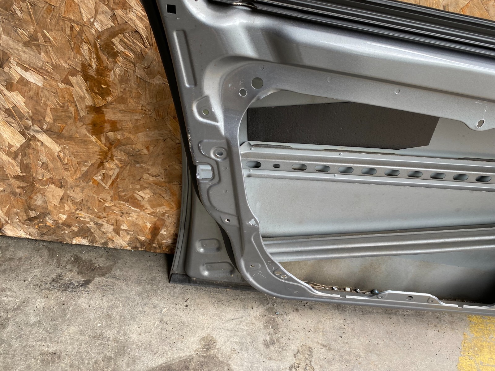 MERCEDES BENZ E550 E63 E350 OEM 10-16 FRONT LEFT DRIVER SIDE DOOR SHELL ...