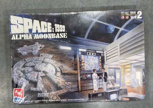 Space: 1999 Alpha Moonbase AMT ERTL Model Kit 1998 Vintage New/Sealed ...