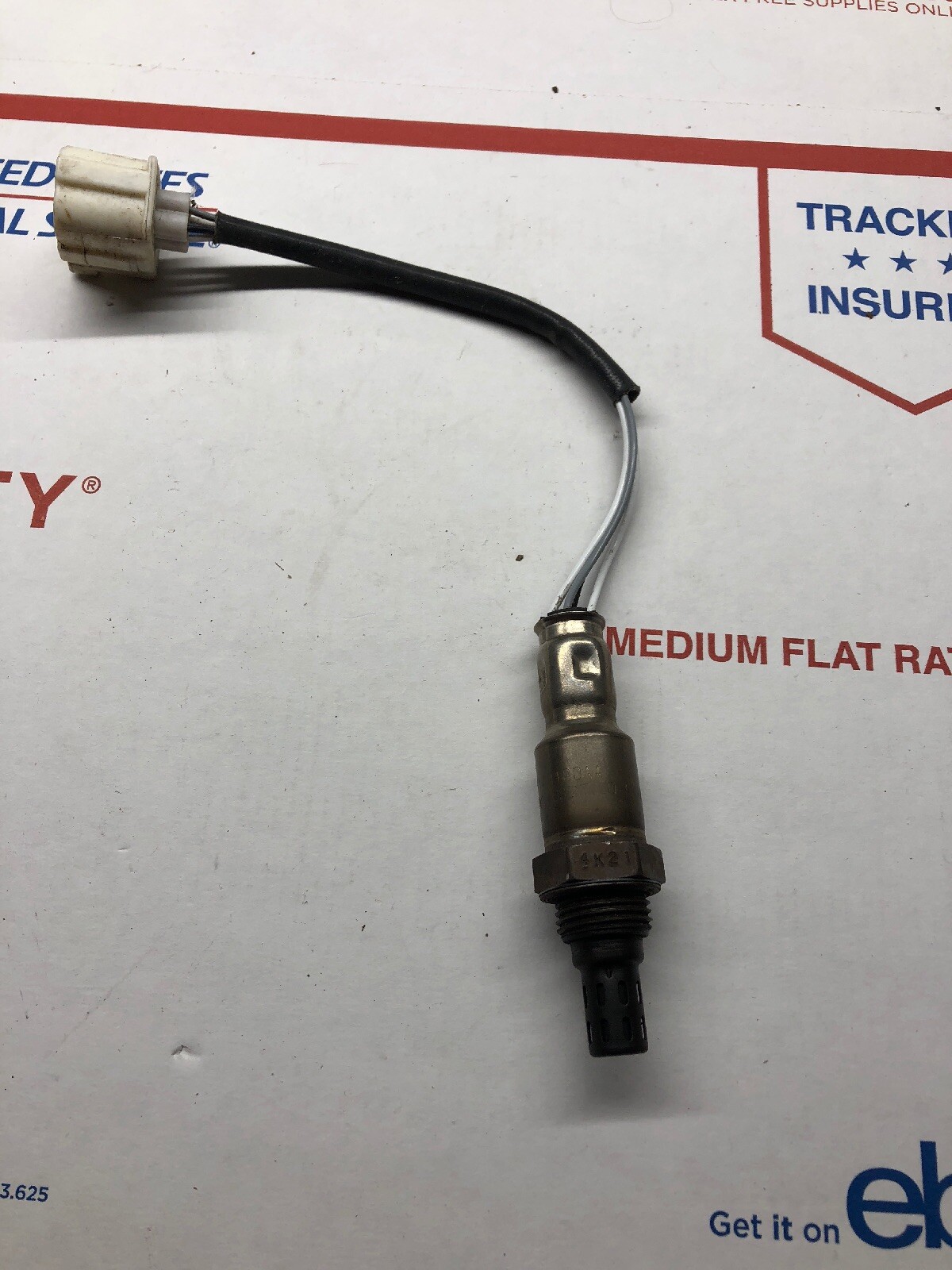 Mopar Oxygen Sensor 05149180AA | Genuine OEM | 2.0in x 5.4in | 0.2 lb