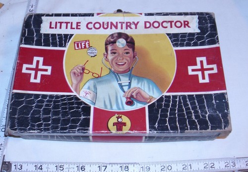 TRANSOGRAM LITTLE COUNTRY DOCTOR TOY PLAY SET 1960 MEDICIAL | eBay