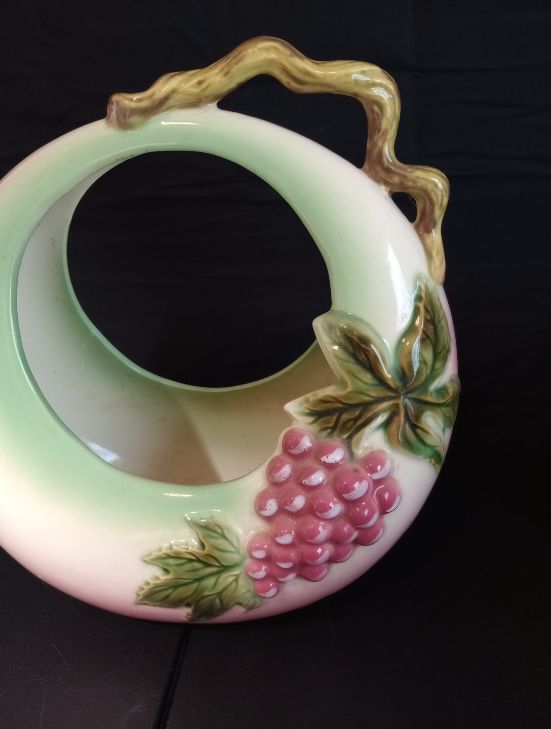 Vntg 1950s Hull Tokay Moon Planter Pink Green Ivory W/Purple Grapes #11 ...