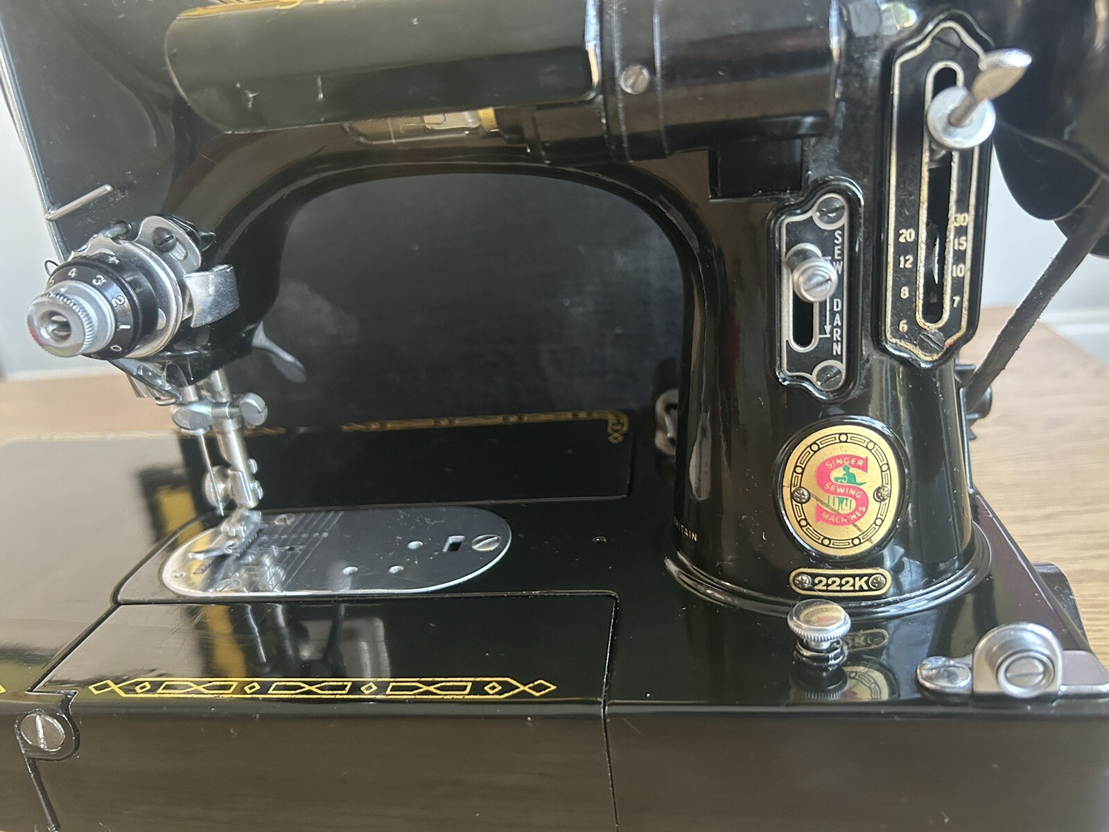 Stunning 1960 Red S Singer 222k Featherweight Sewing Machine , Serviced ...