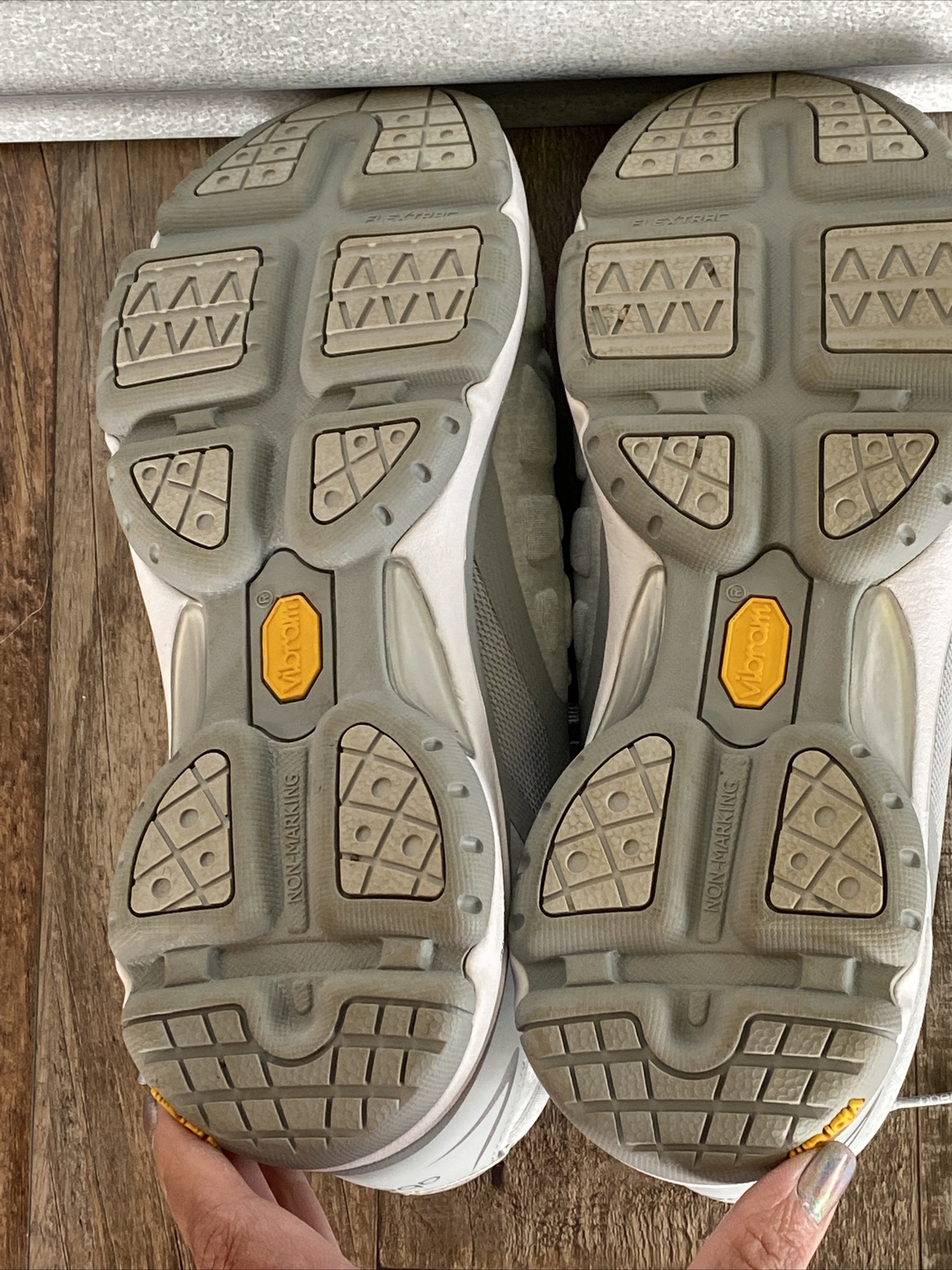 Abeo Pro Womens Tri-Core Athletic Shoes Gray Sz 10M Dorian Sneakers ...