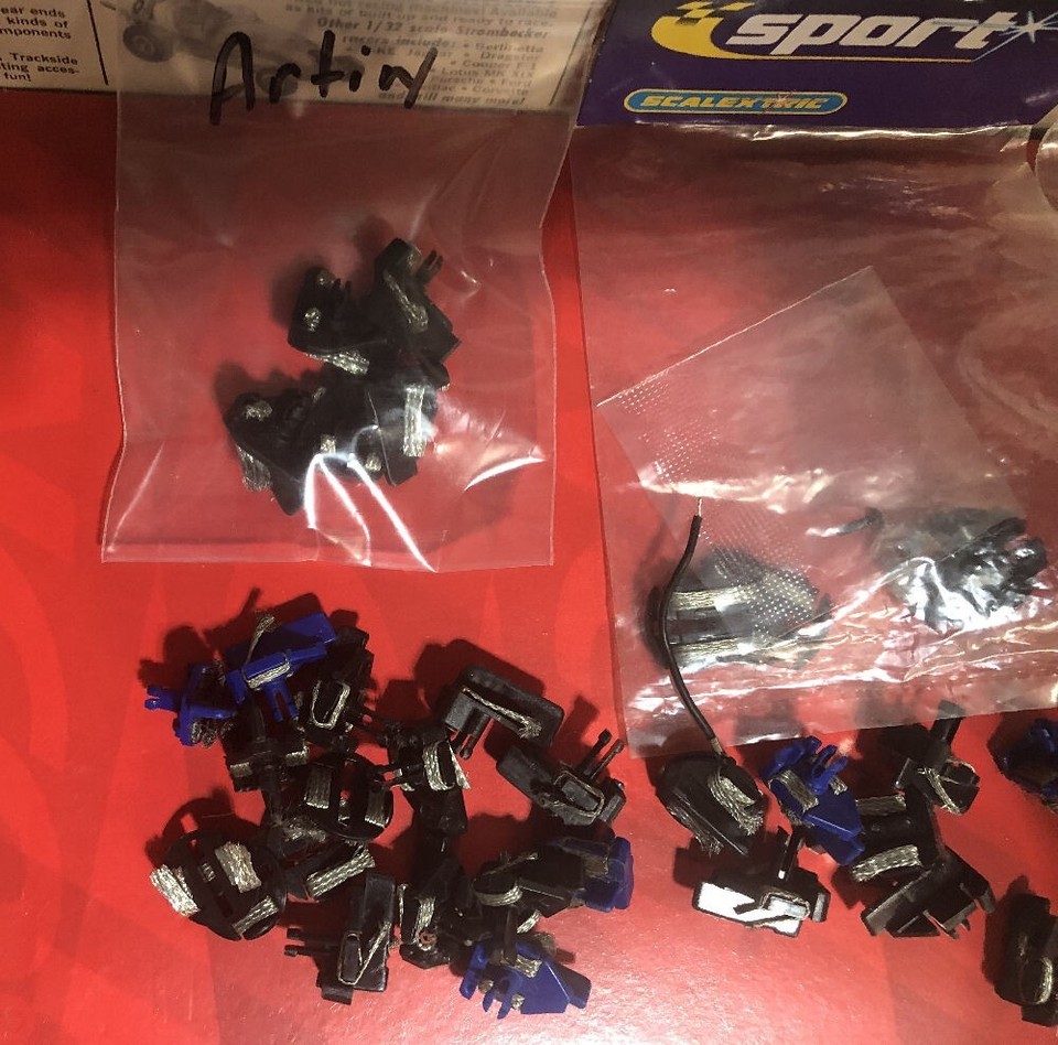 Group of used and new Slot Car 1/32 Track Guides, Pickup Guides ...
