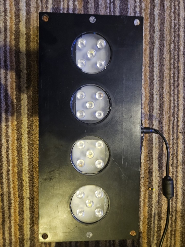 2 x Ai Hydra 52 Aquaillumination Hydra Fiftytwo non HD with controller ...