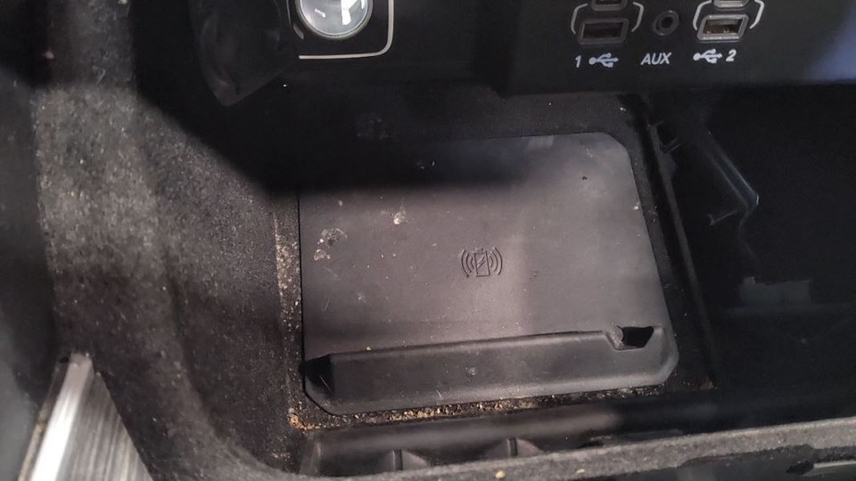 2022-2023, Jeep Wagoneer, Center Console W/O Shifter | eBay