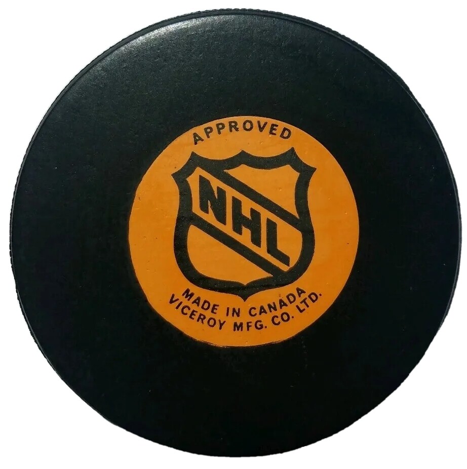 CALGARY FLAMES NHL VICEROY MFG. VINTAGE MADE IN CANADA OFFICIAL GAME ...