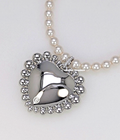 NEW 100% Authentic Ariana Grande x SWAROVSKI White Pearl Heart Necklace ...