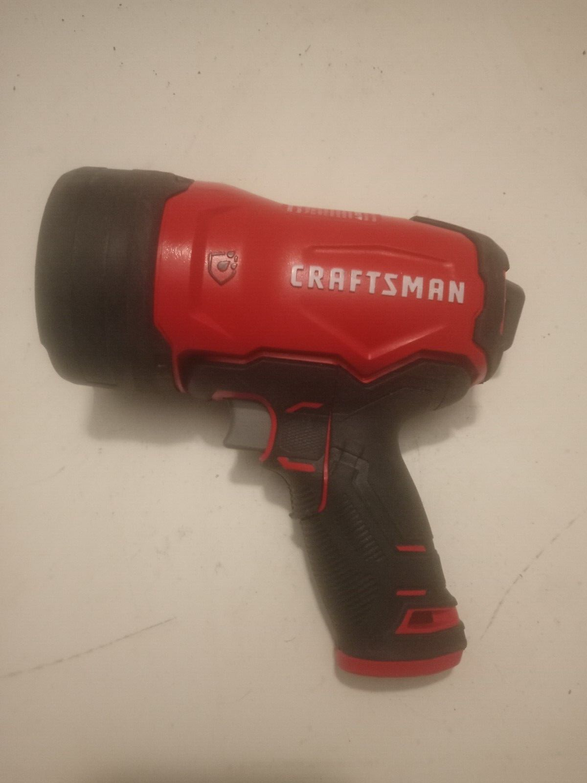 CRAFTSMAN 450 Lumen LED Rechargeable Spotlight Flashlight CMXLSBWP5 ...
